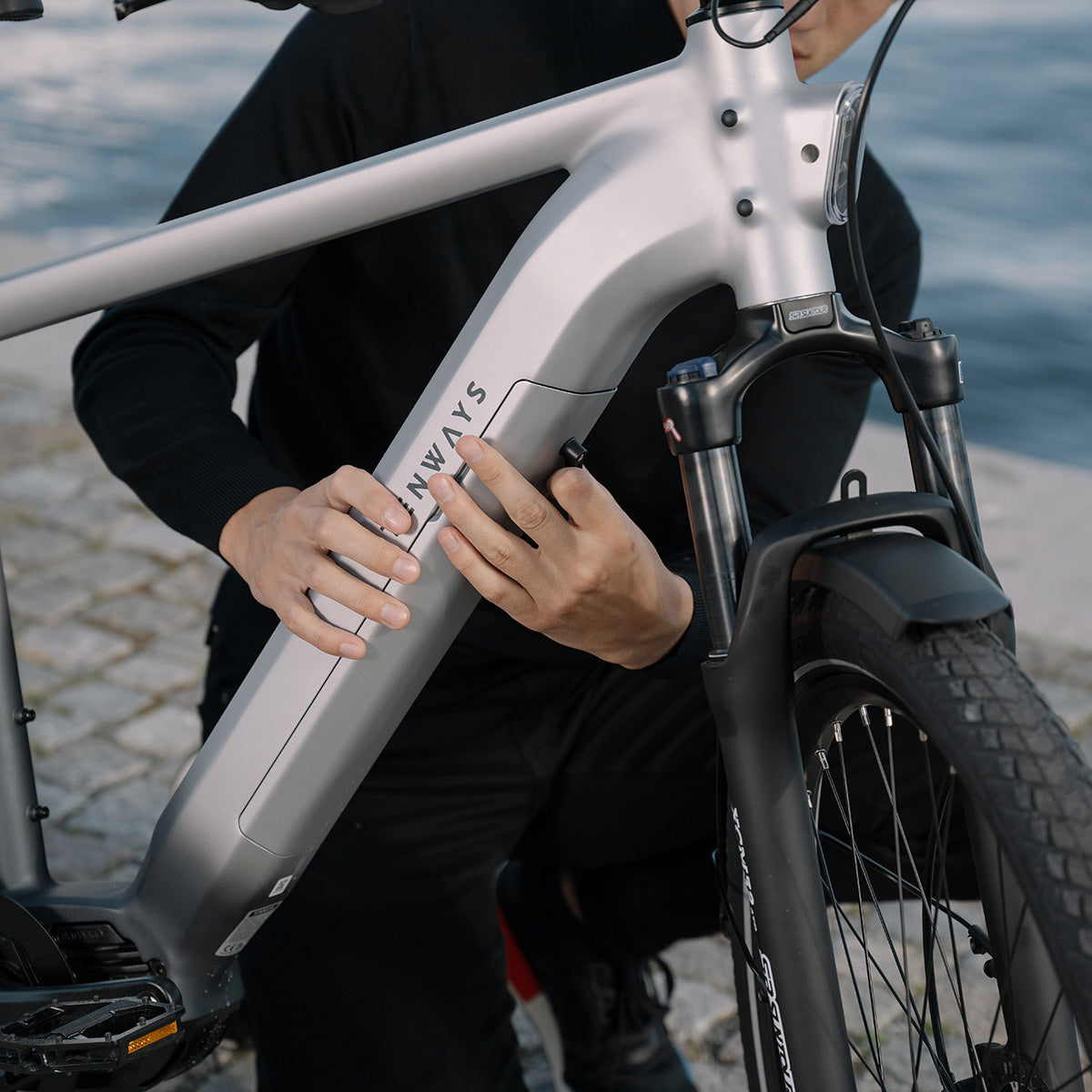 Buy VanMoof eBikes Online | RideOn UK – Smart, Stylish Urban Electric Bikes